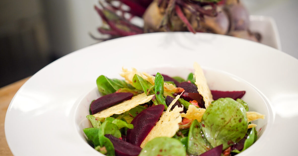 Salade aux betteraves rouges - ChefsproVeggie